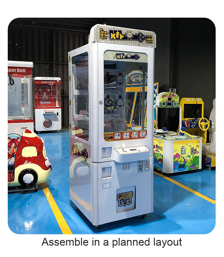 Key Master Game Machine Push Shoe Prize Vending Machine 9 Prize Holes ...